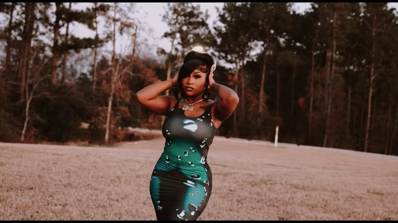 In "Redefined," Erica Banks showcases her flow - Musichypebeast